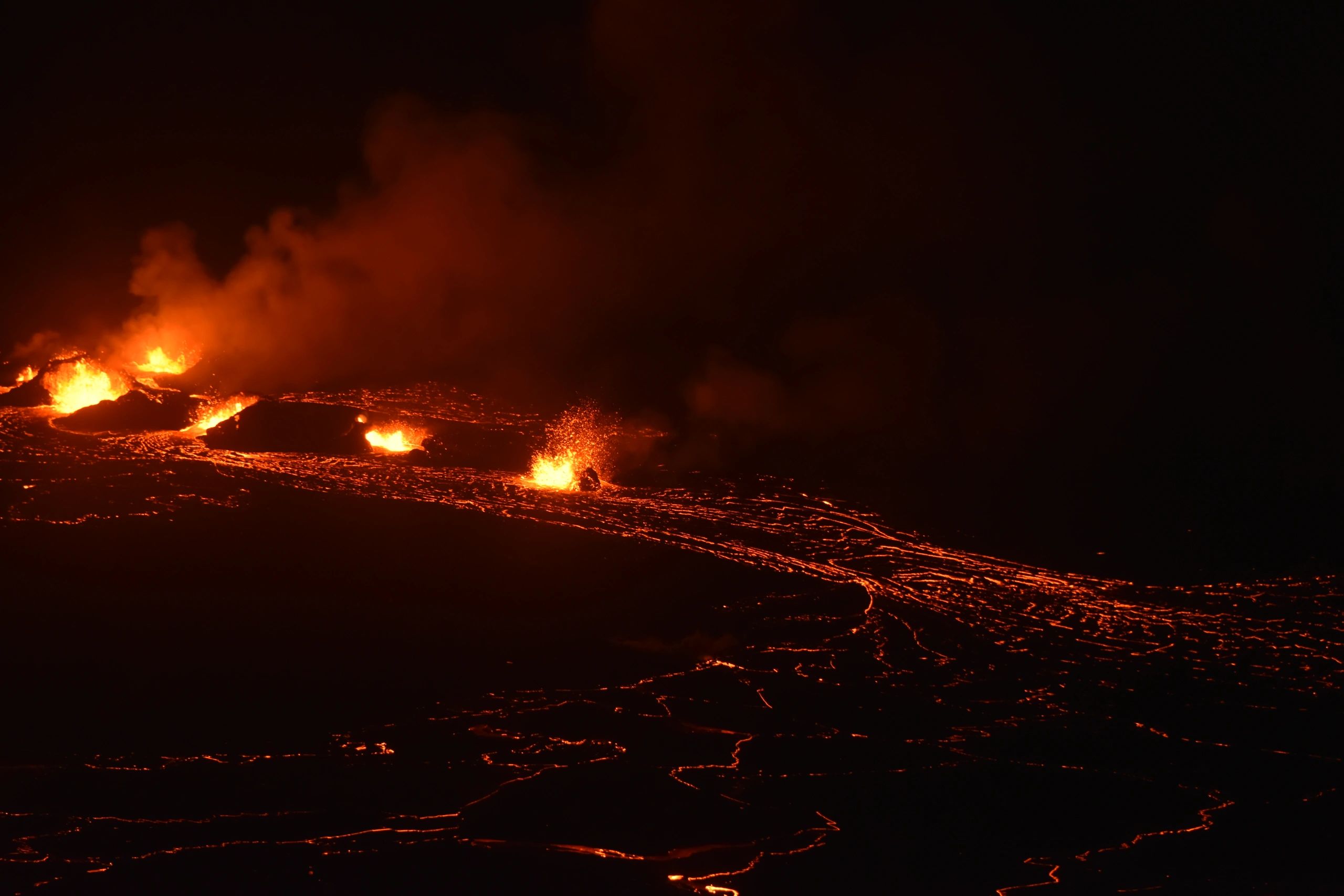 Macadamia Brittle - Big Island Lava Candy