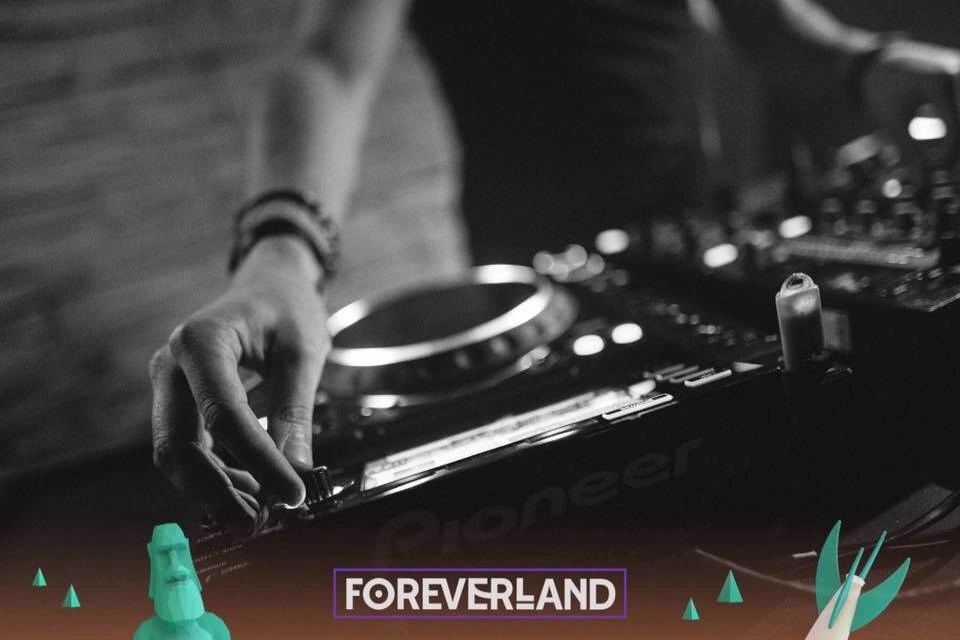 How To Choose DJ'ing as a profession.