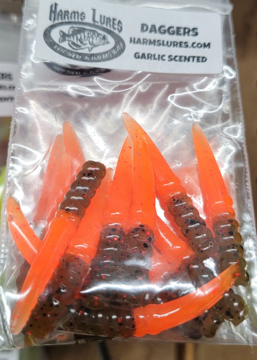 1.5" Dagger Bleeding Crawdad (10 Pack)