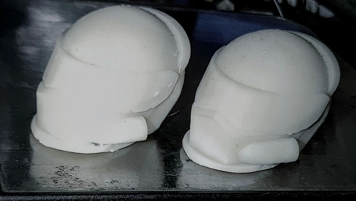 HIGH RESOLUTION "Champ" scale replica driver helmet