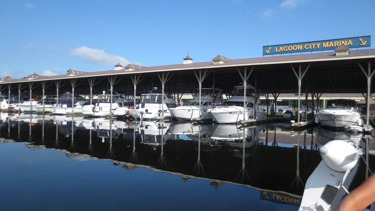 Lagoon City Marina
