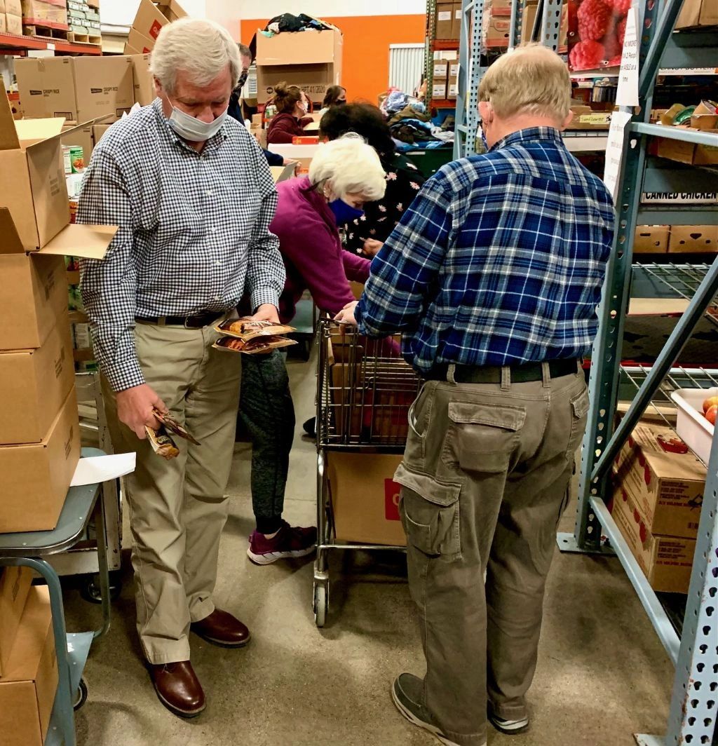 Rotary Shares 'Project Happiness' Around Maple Grove Community