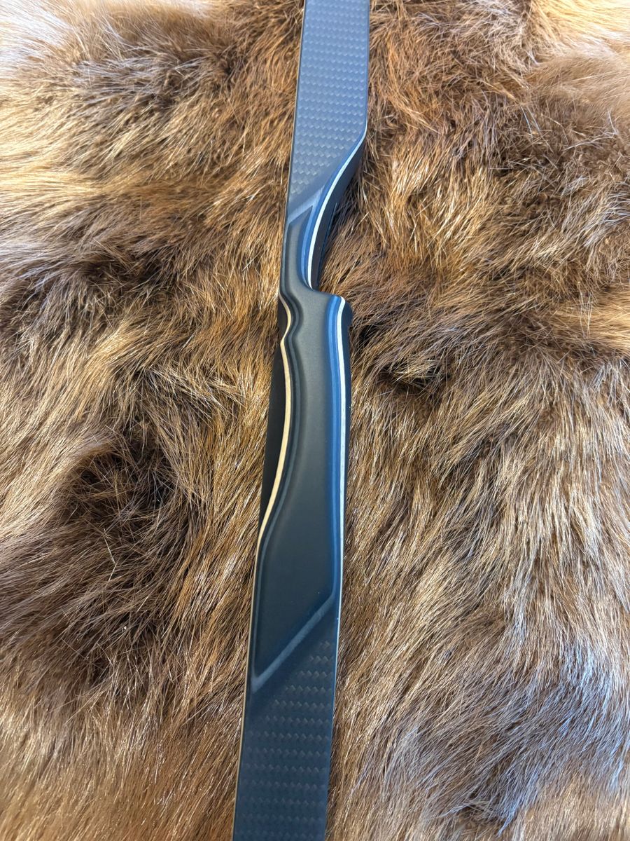 62” 41# RH Perception