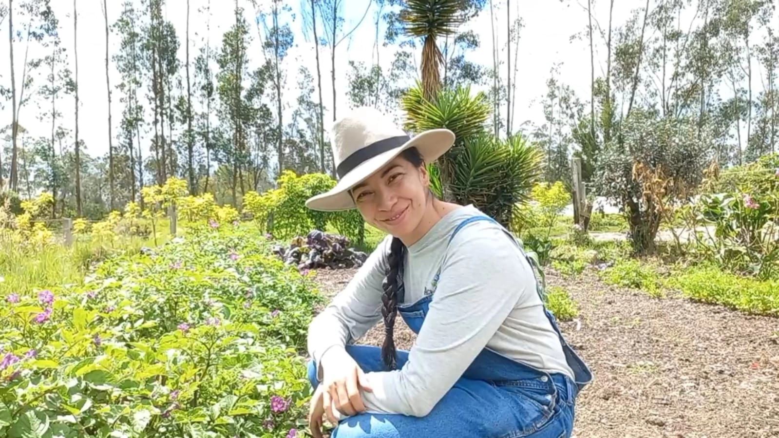 Paula Rojas en la microbiología