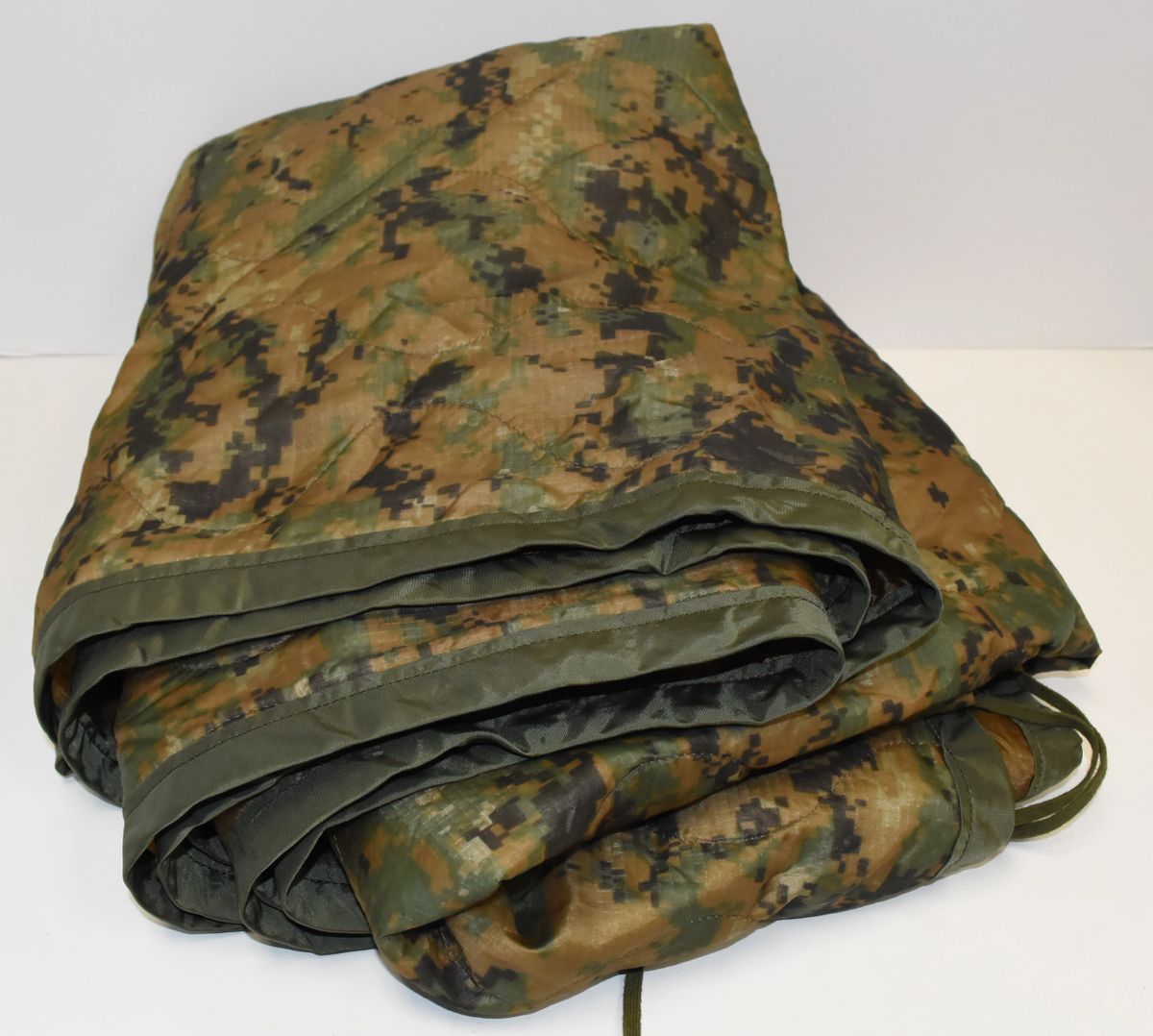 USMC Issue "Woobie" Poncho Liner - MARPAT