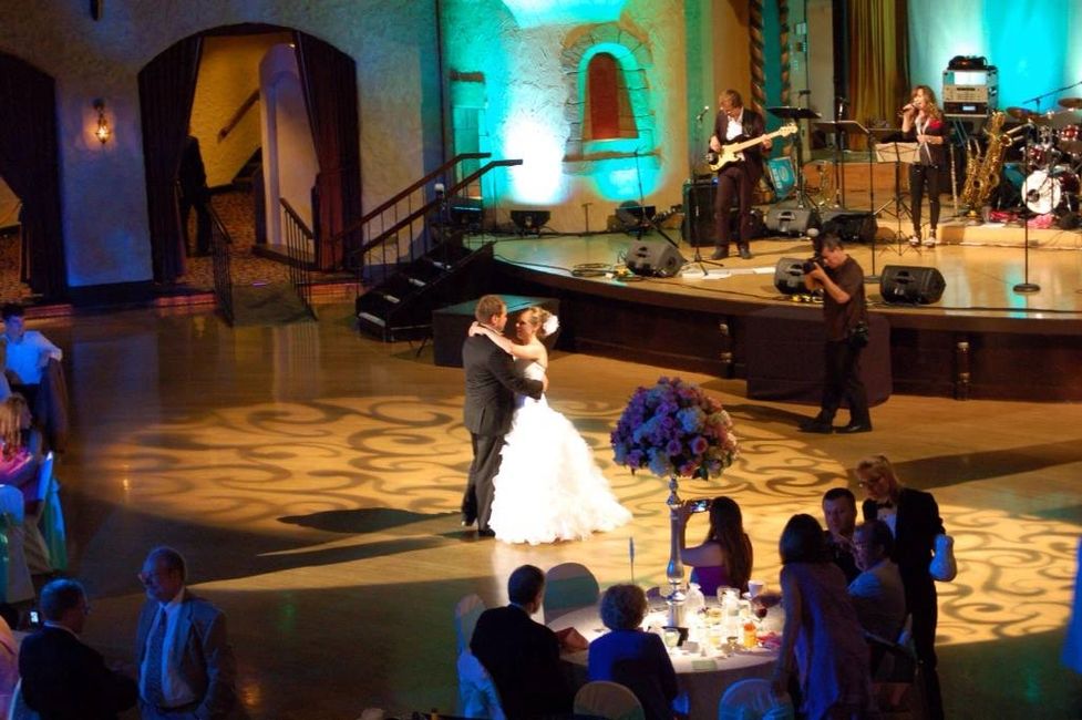 Jayne Bond & the Pink Martinis - Home