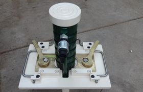 Jacks | JAHNS STRUCTURE JACKING SYSTEMS