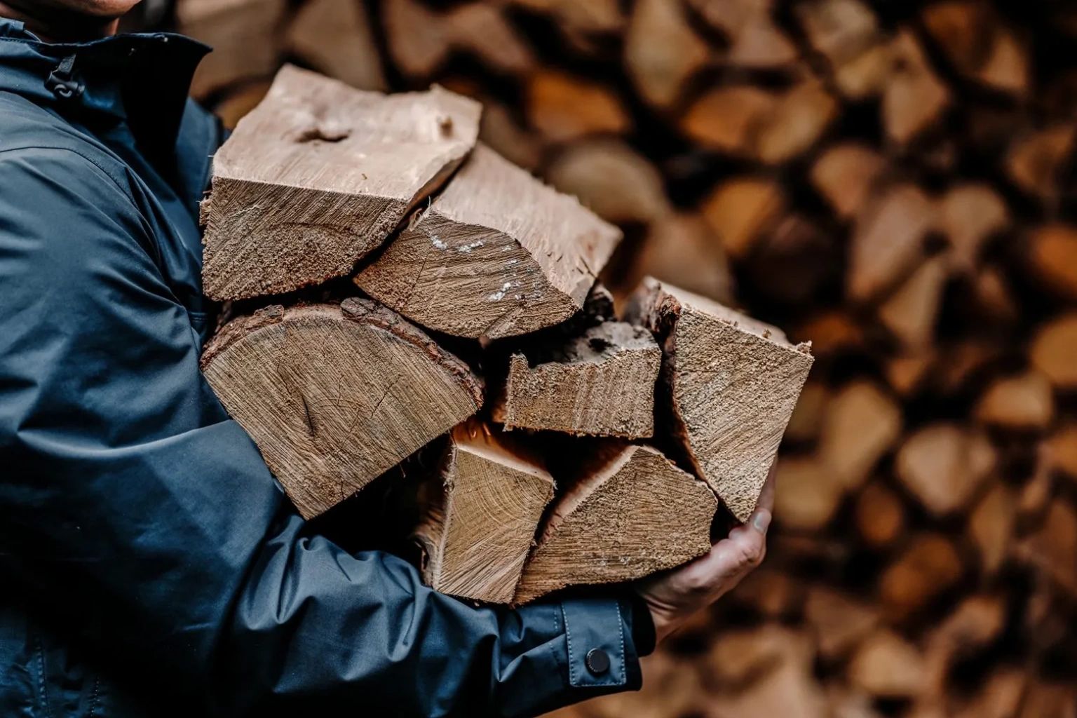 Firewood on Cape Cod - Seaoned Firewood or kiln-dried, Free Delivery