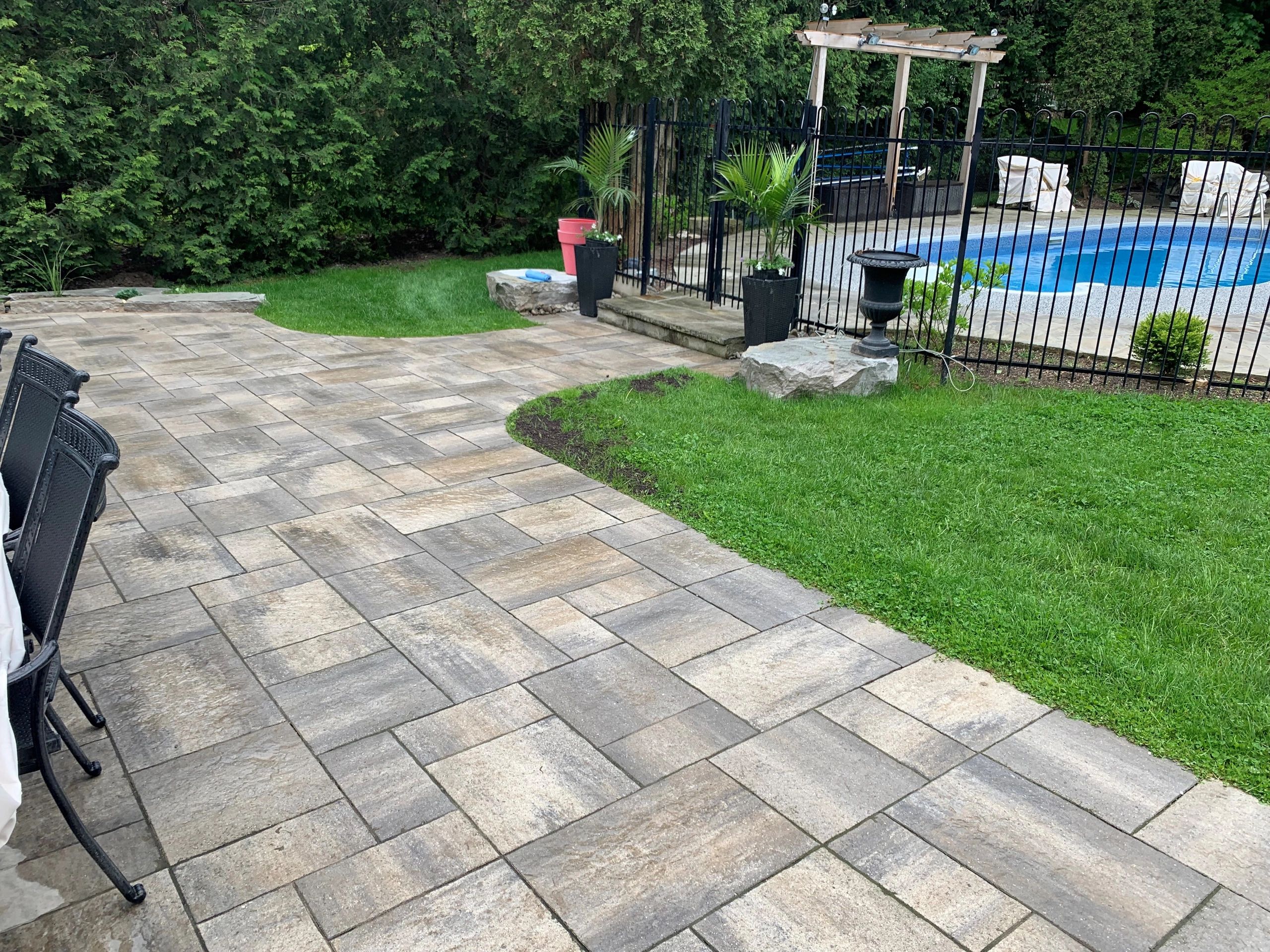 Rainbow Landscaping and Design