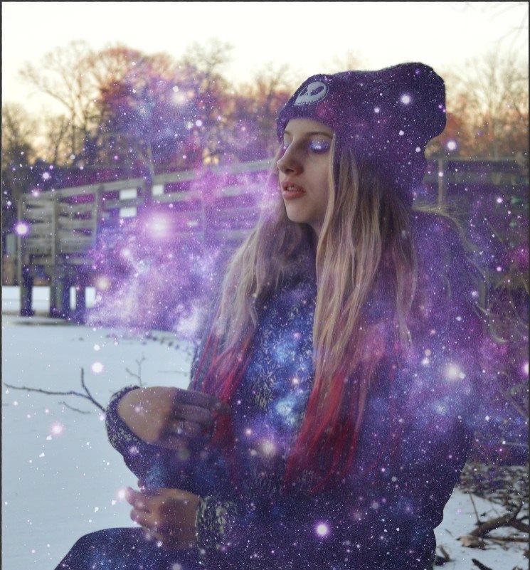 Faye Delune: Professional Artist and Model in Halloween Town