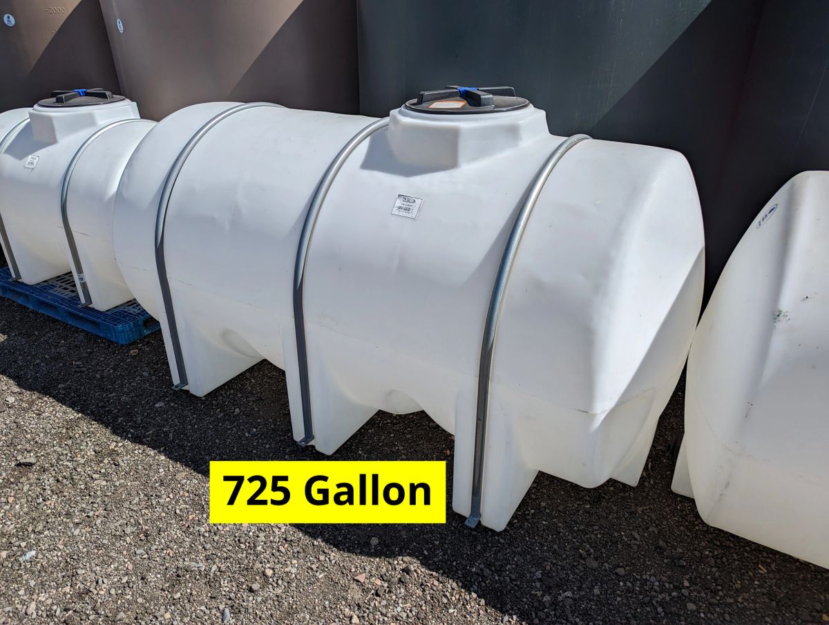 Norwesco 725 Gallon Horizontal Leg Water Hauling Tank (Pick Up Only)*