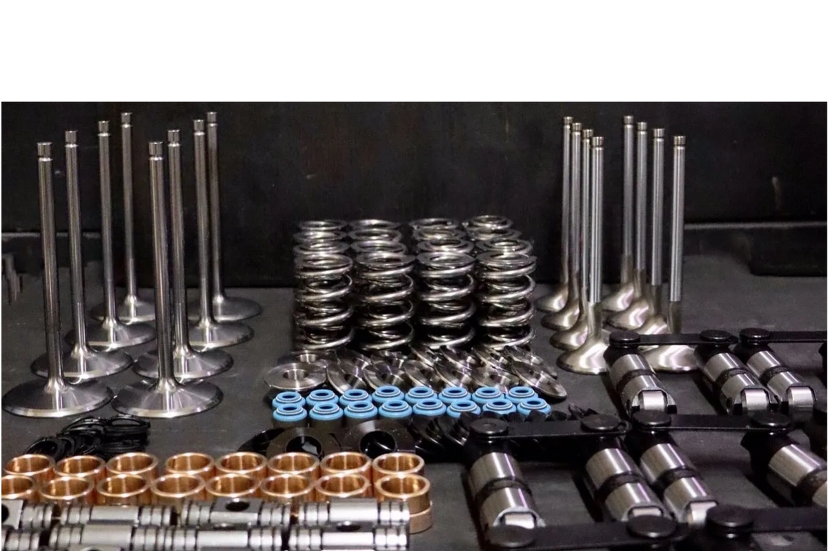 Cylinder Heads & Valvetrain