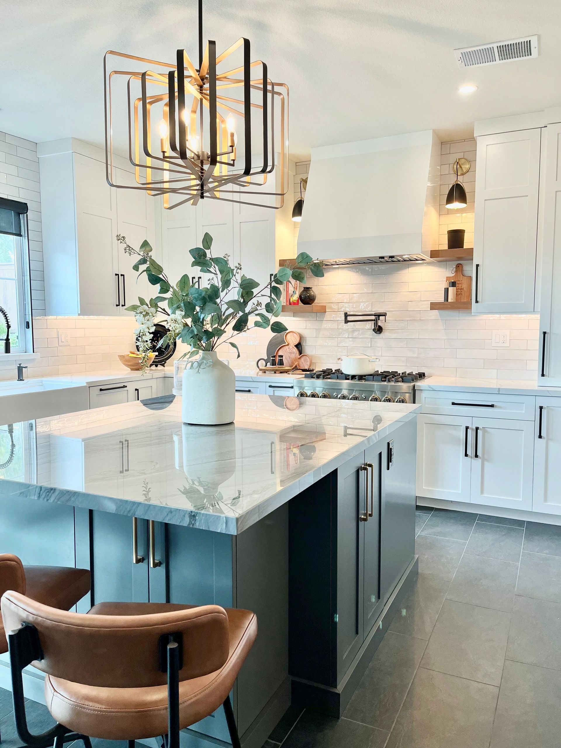 AMI Design & Associates I Temecula * Murrieta*Interior Design*Stager