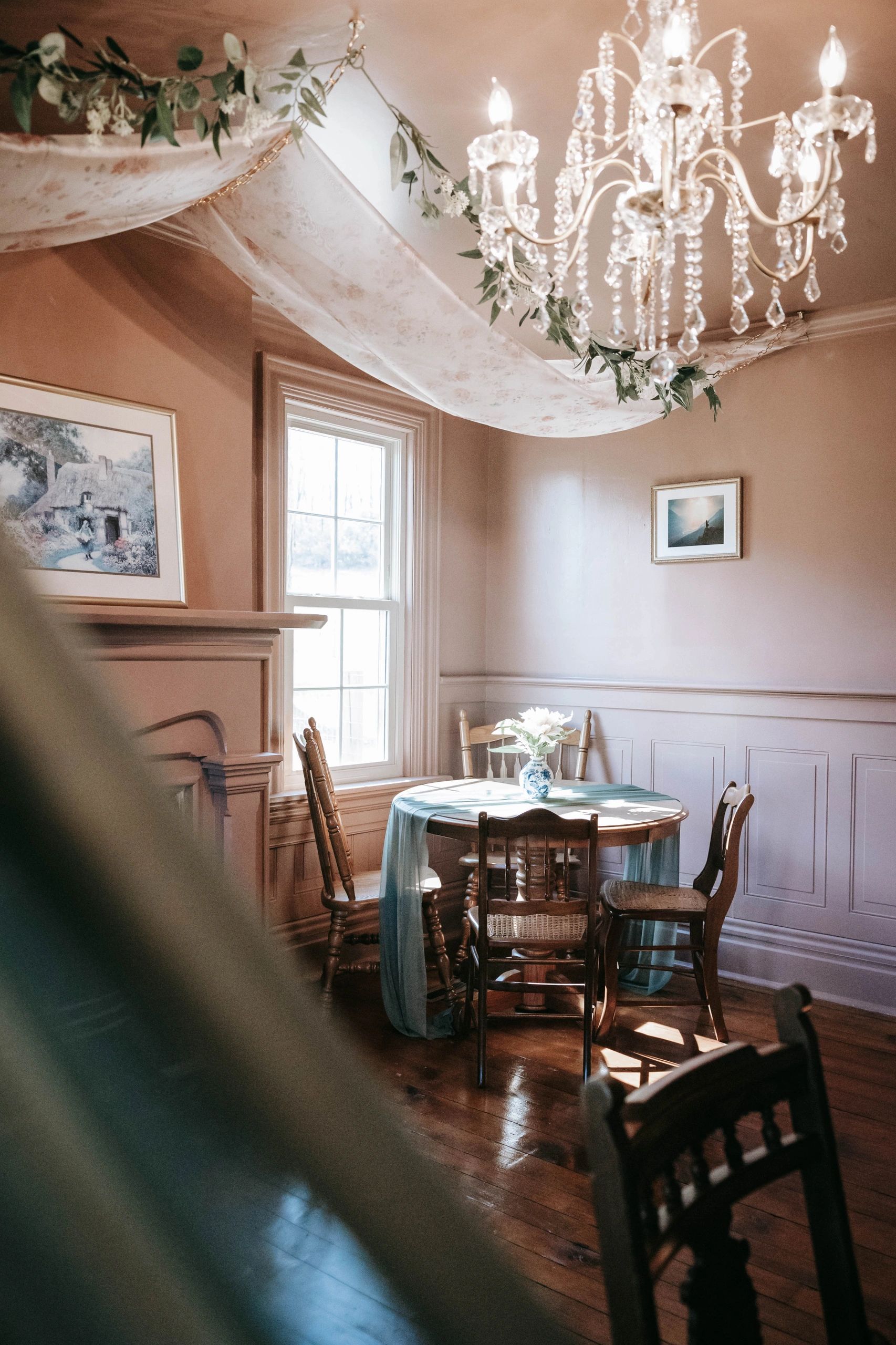 Charming Wedding Venue | Selenite Tea House