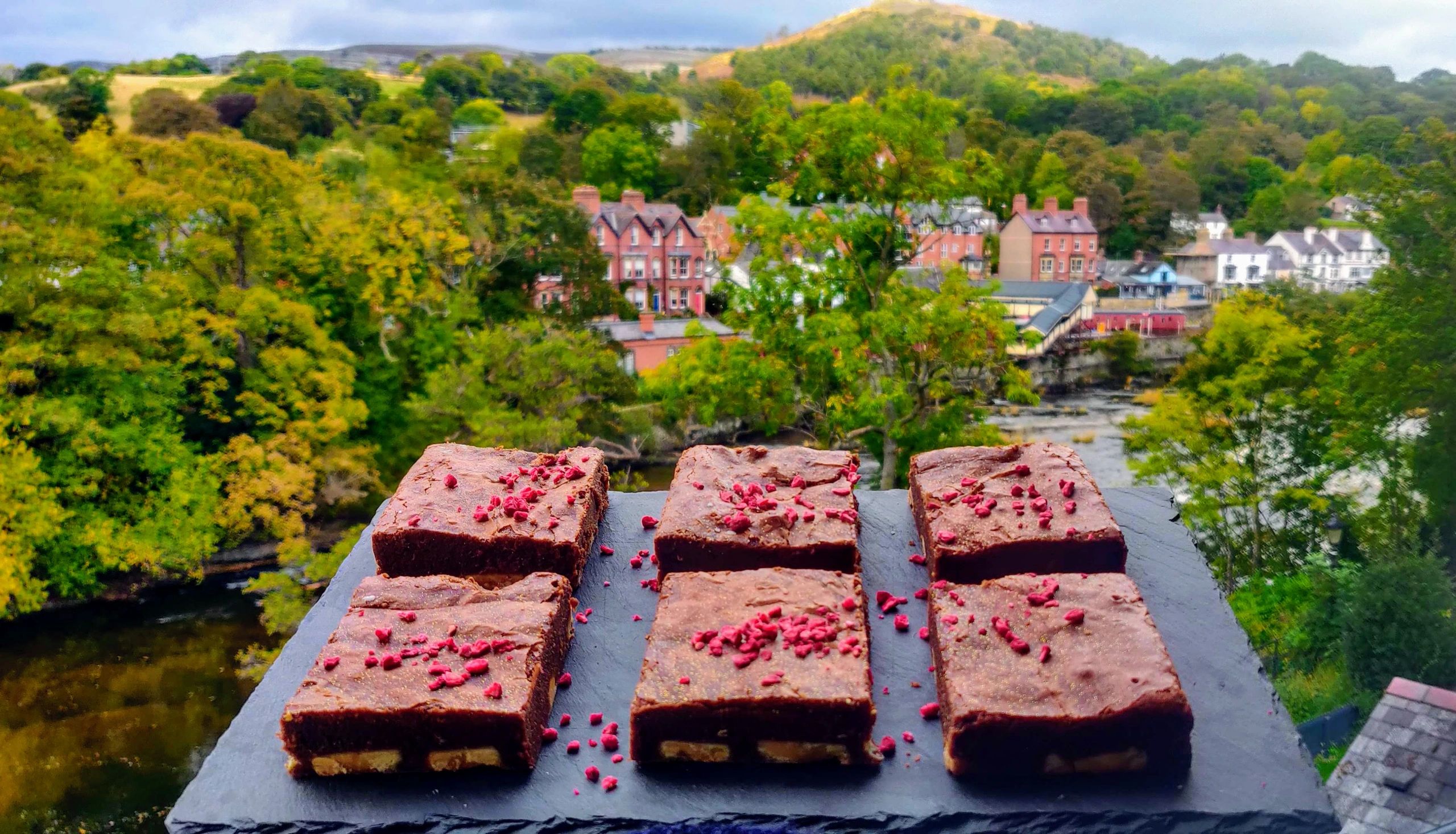 Llangollen Brownie Queen - Brownies, Unique Gifts, Food, Brownies
