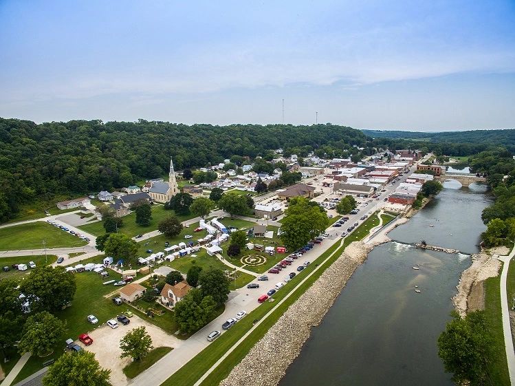 Elkader Lodging Association