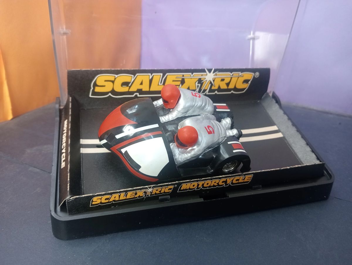 Scalextric C281 Motorbike and sidecar (used)