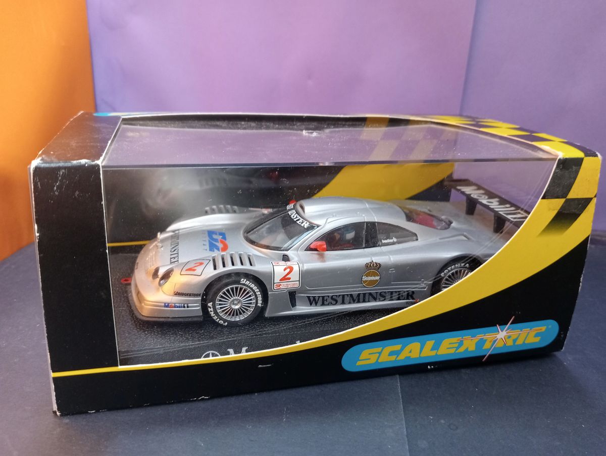 Scalextric C2082 mercedes GT1 No.2 (used)