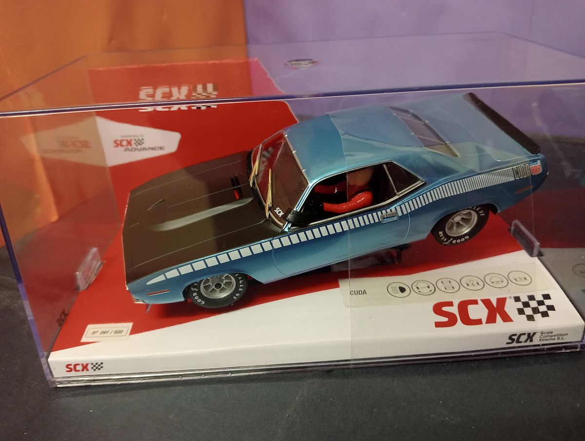 SCX U10441 Cuda Fire Blue Metallic USA Exclusive