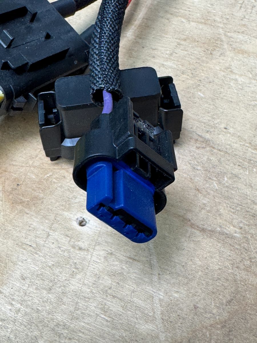 2005-14 Mustang Front Mounted CWA50/100 Harness (plug and play)