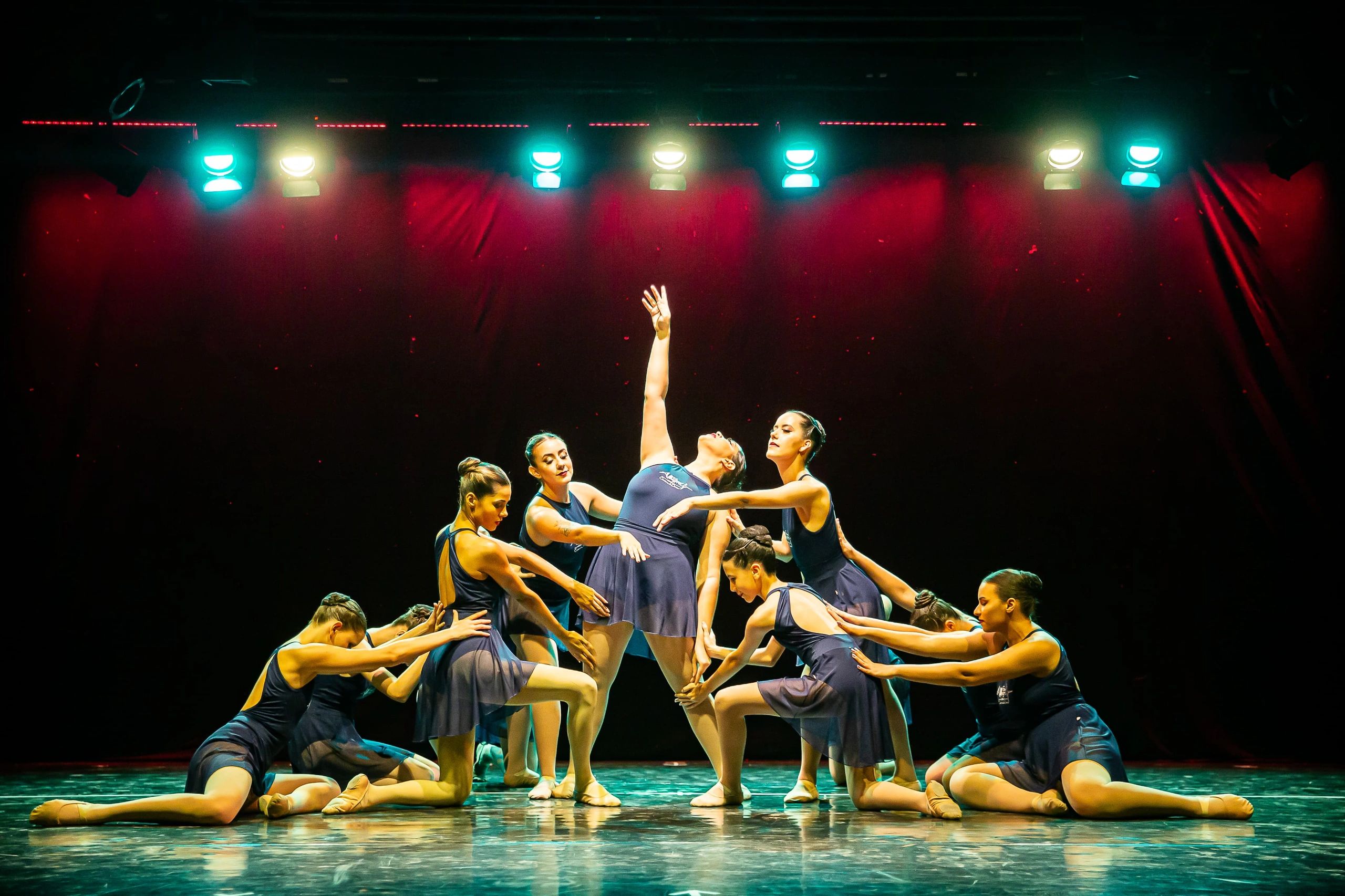 Grand Allegro - Aulas De Ballet, Para Todas as Idades.