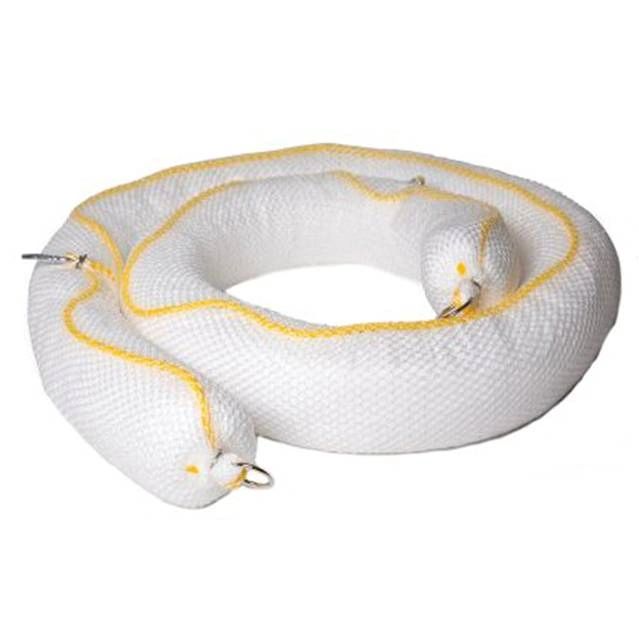 Absorbent Booms vs Containment Booms: Marine Suppliers Must Knows