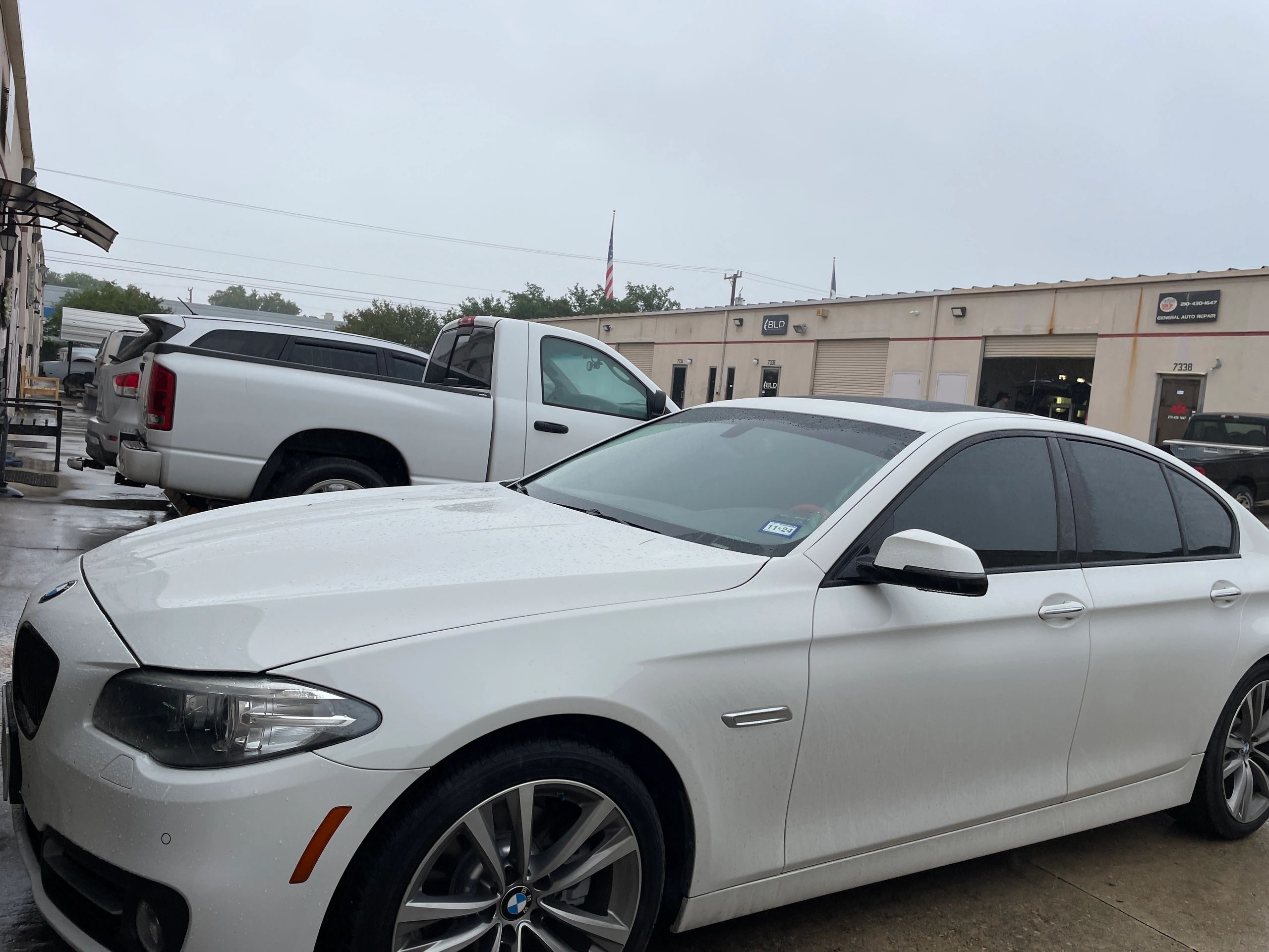 BMW 5 series gets a screen repair plus Carplay add on.