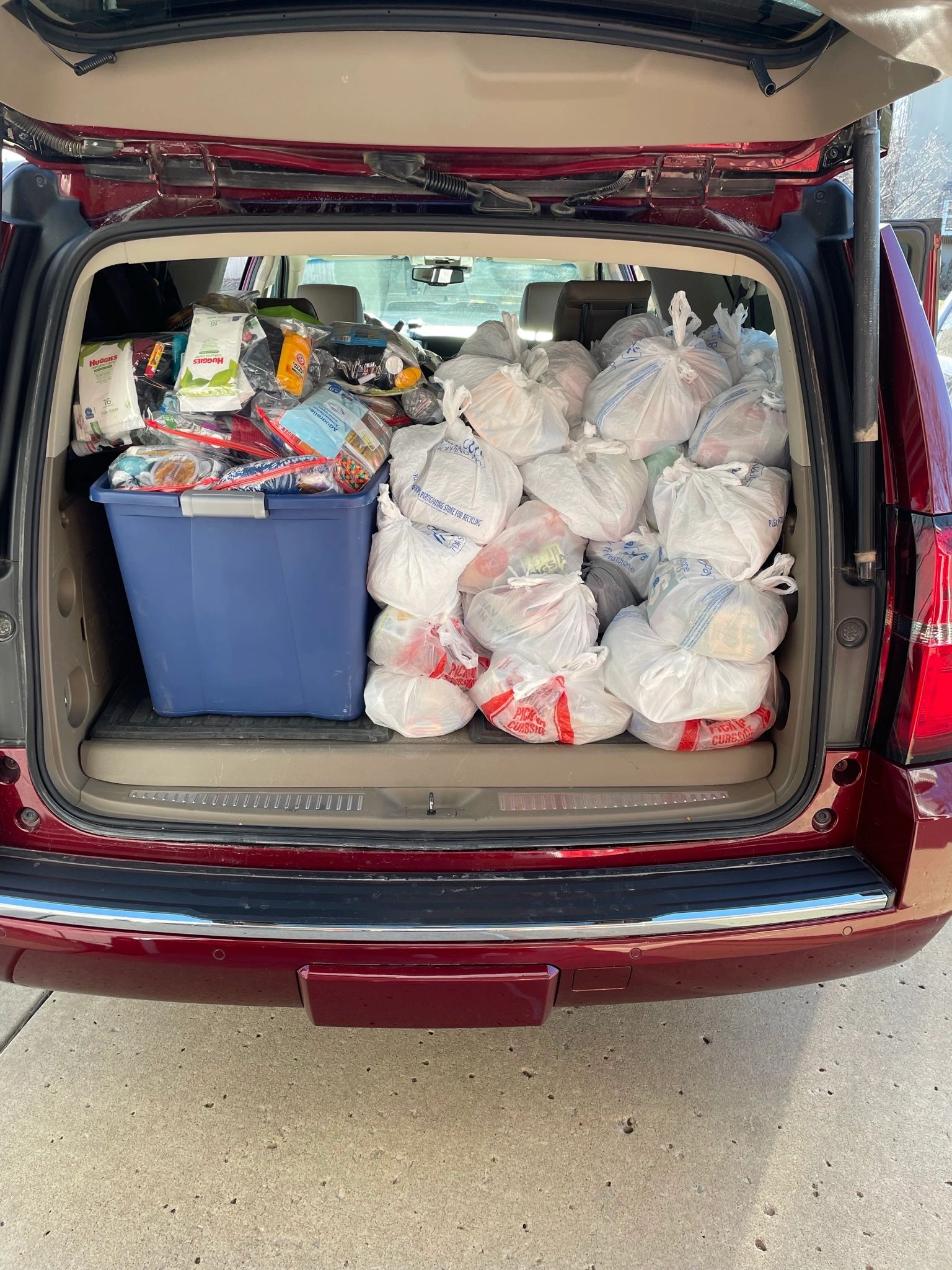 Feeding and Clothing Kansas City's Homeless - A Helping Hand KC