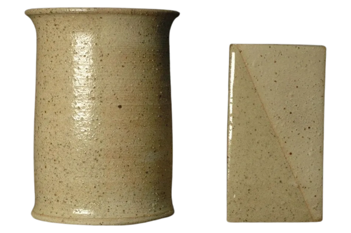 Basalt Fleck Clay