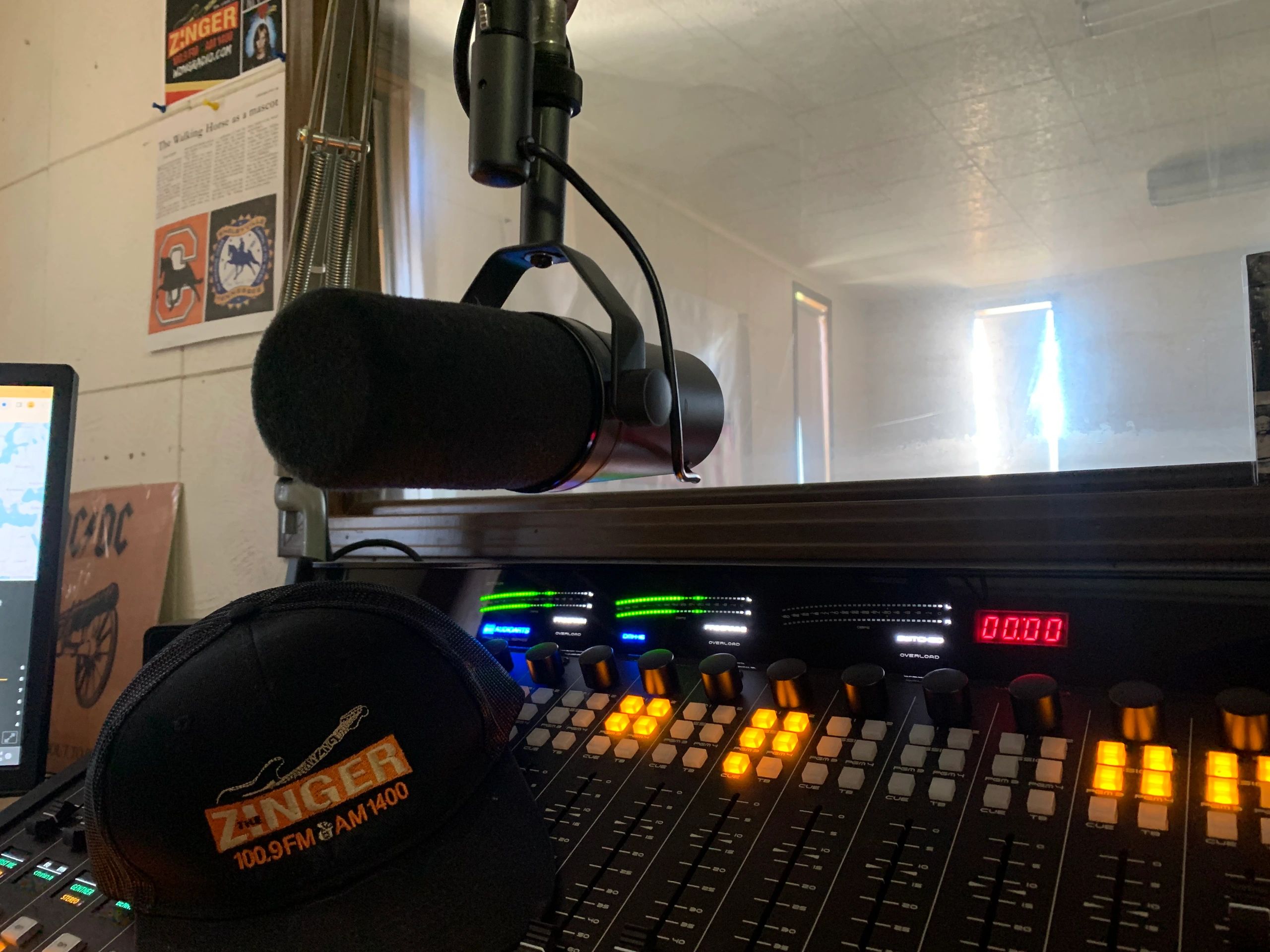 The Zinger 100.9 - Wzng, Classic Rock, Radio Station