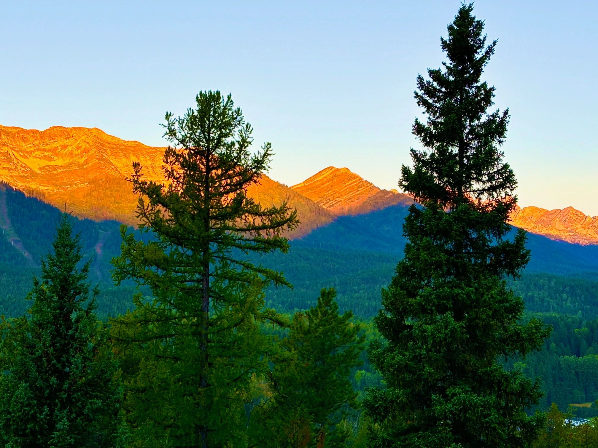 Long term housing, spiritual retreats, and more at Elk View Lodge