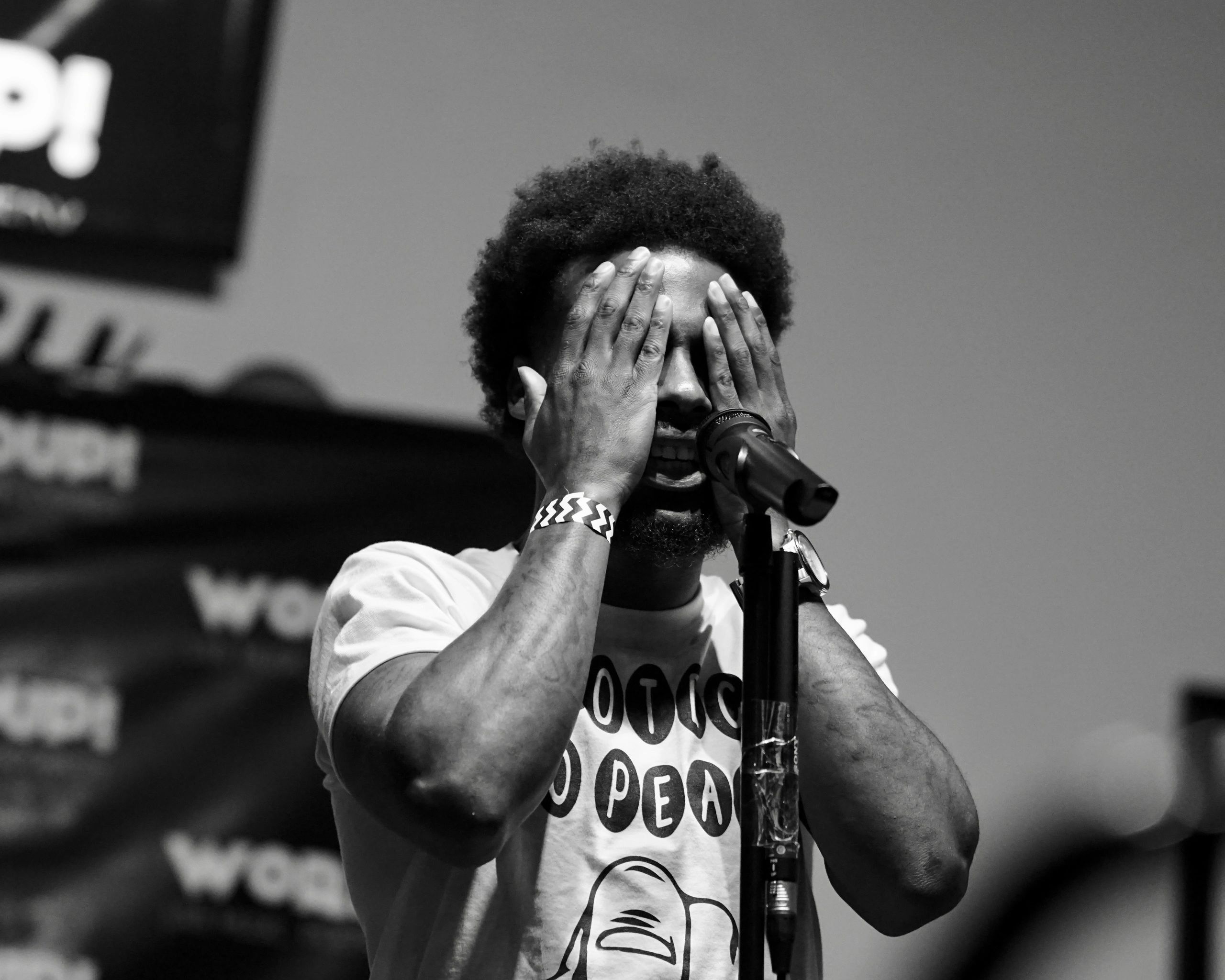 Do's and Don'ts (for the next time you rock the mic!)