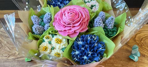 Delicious Floral Cupcake Creations | Bloom Cupcakes