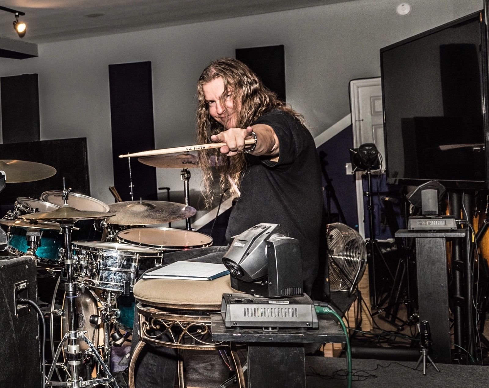 Lee Nelson | Acoustic & Electronic Drummer