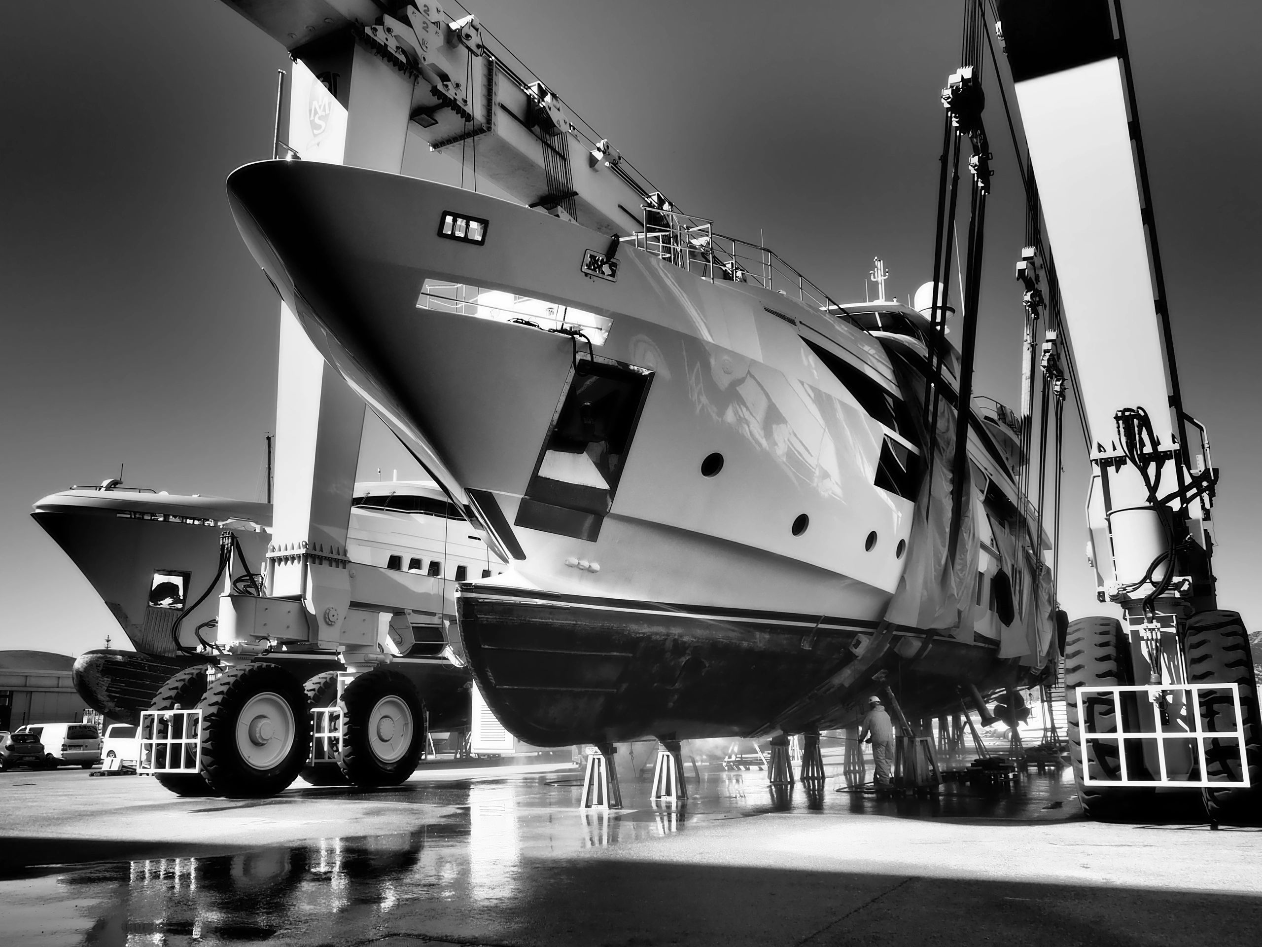 Seawing Europe Ltd. - Superyacht Surveys, New-Build