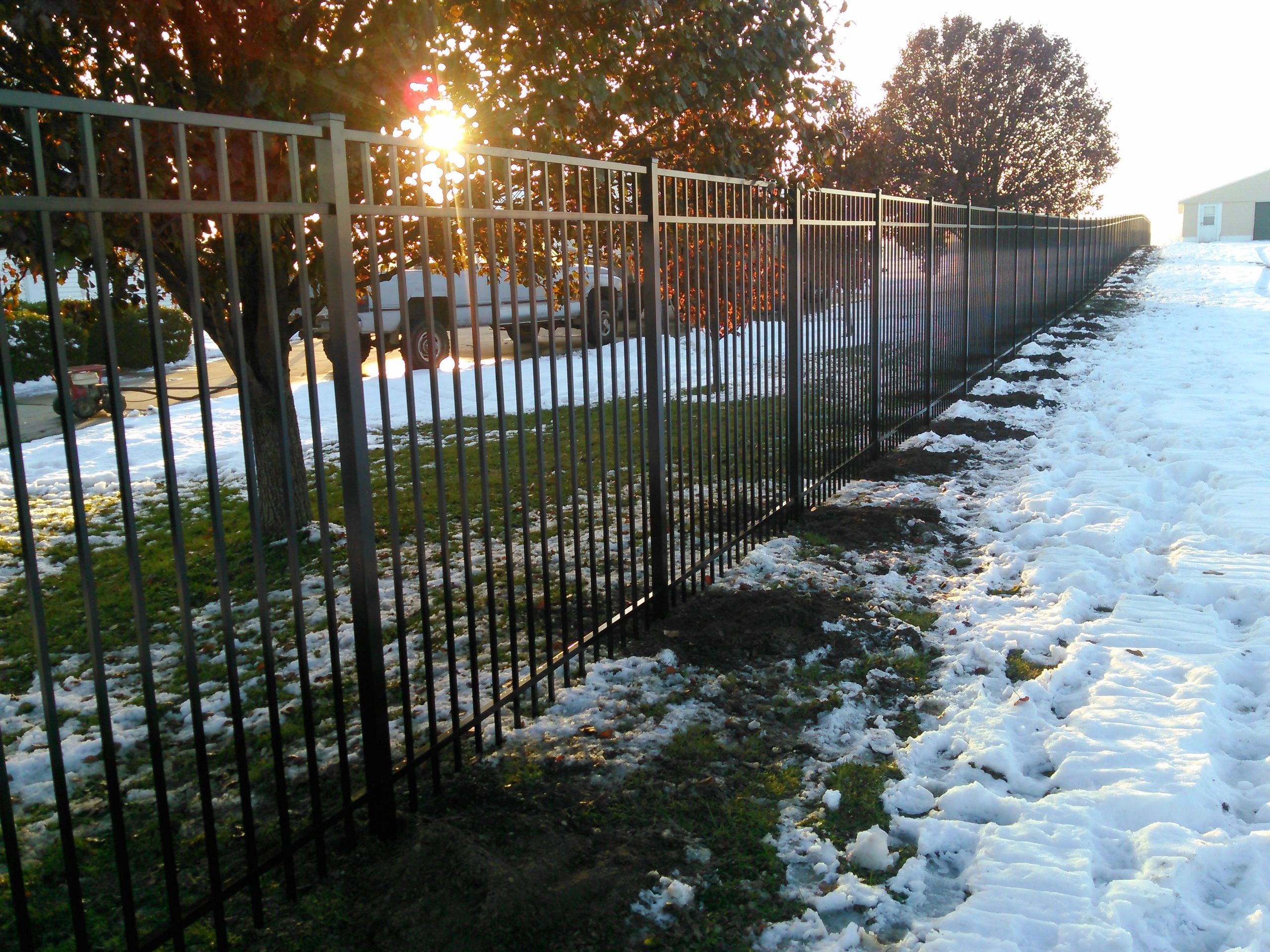 F & R FENCE - Fence, Fence Installation, Fence, Vinyl Fence