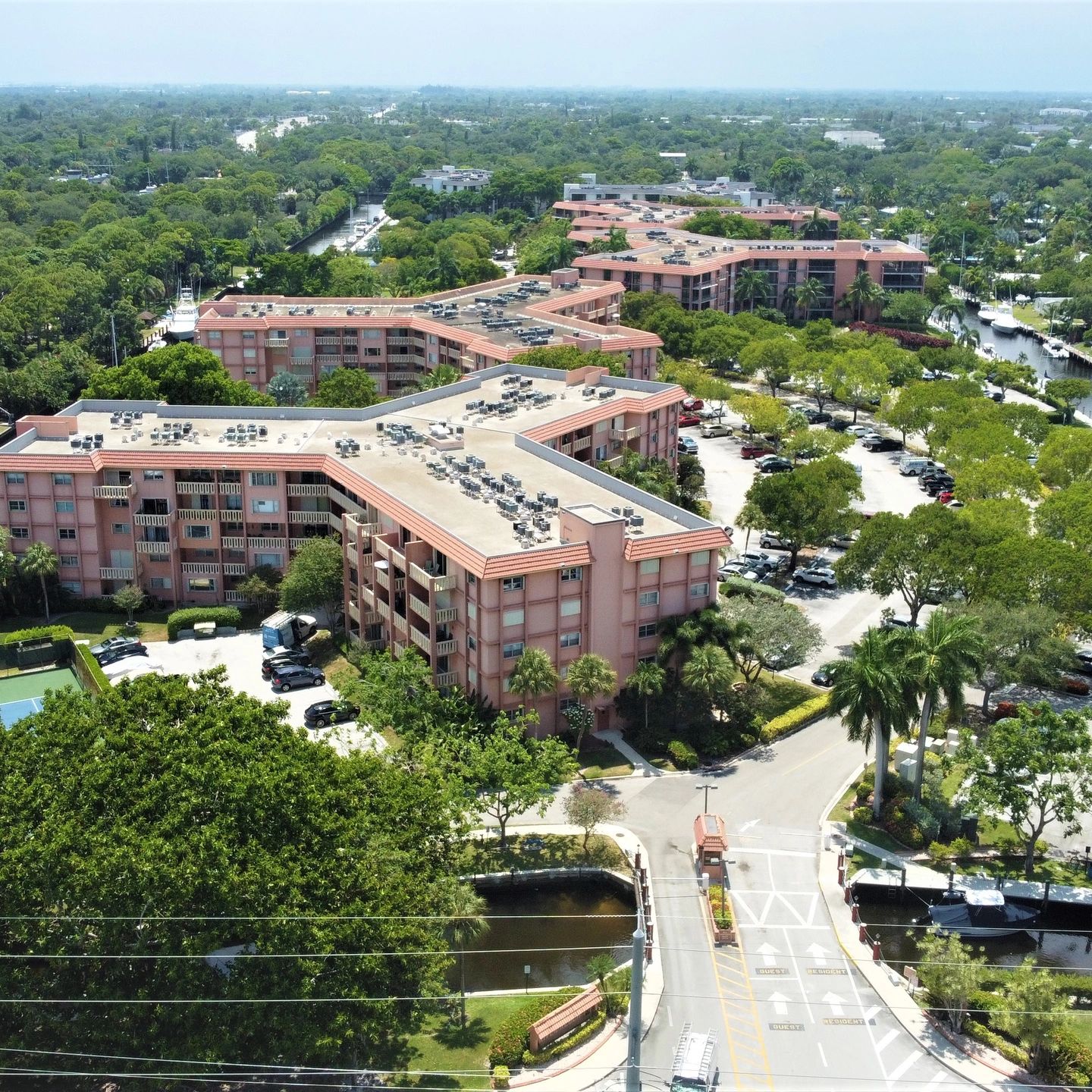 River Reach Island Sales and Leasing