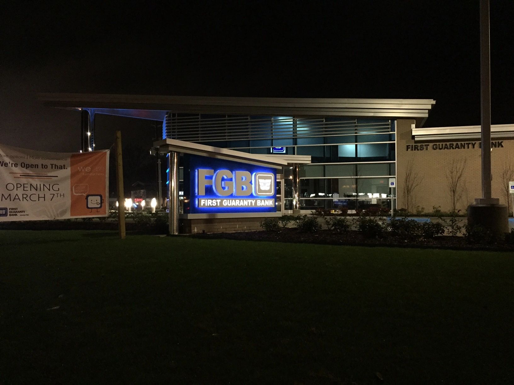 Commercial Signs in Hammond - Arms Signs Inc. | Arms Signs Inc.