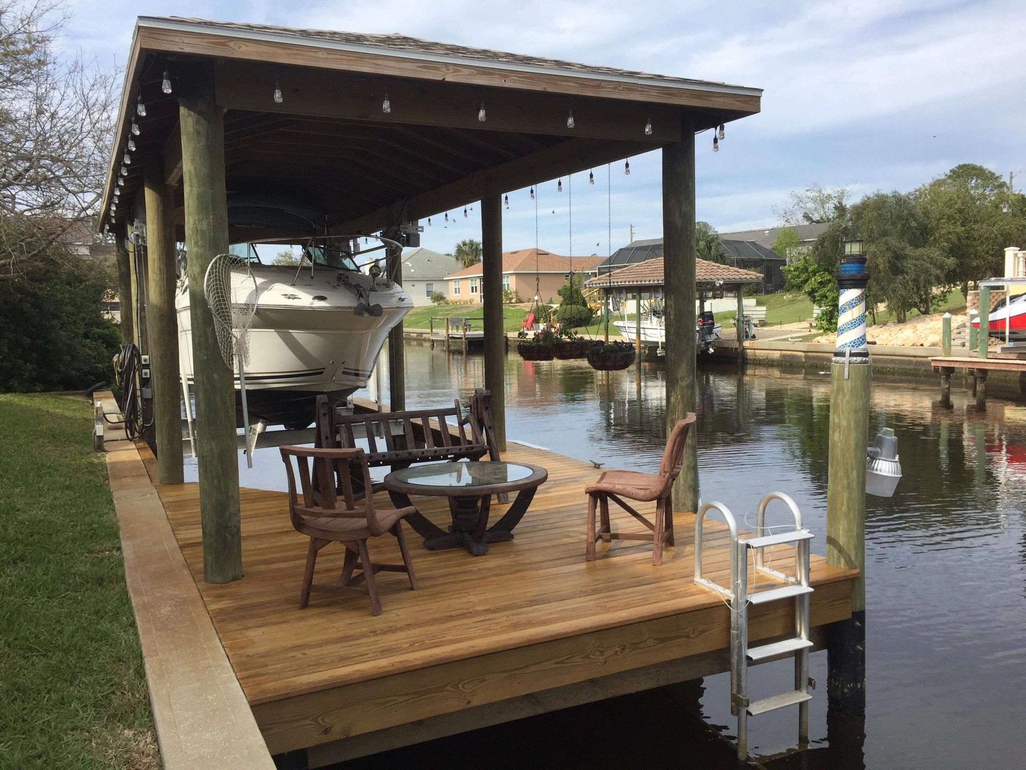 Dock & Seawall Contractors in Florida - Elite Marine Dock & Seawall