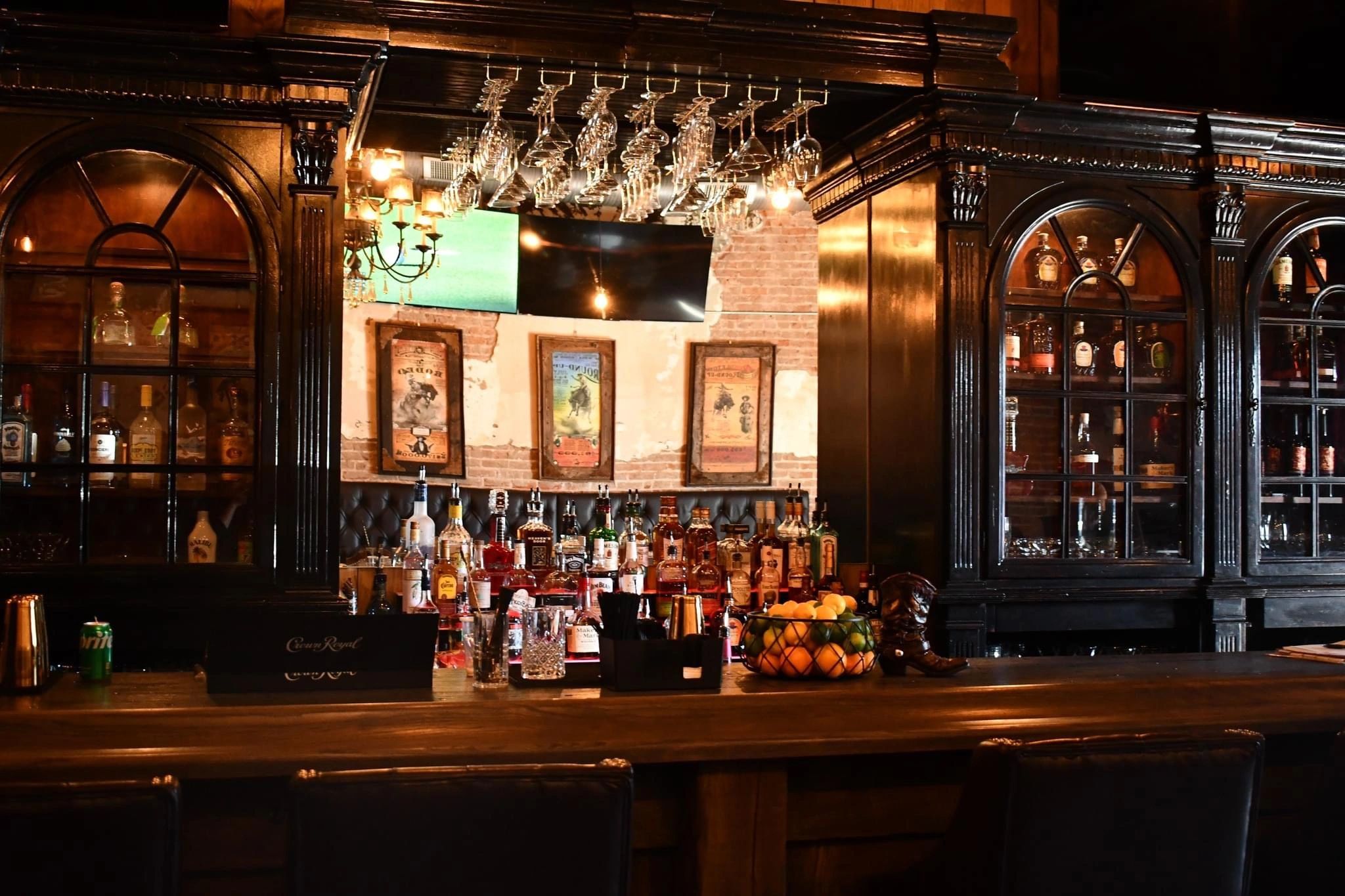 Rusty Chicken Saloon