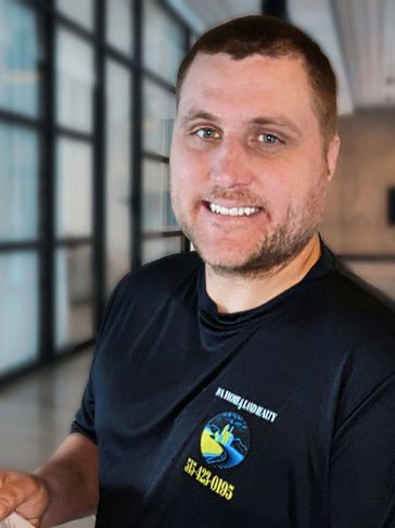 Home [iowahomeandland.com]