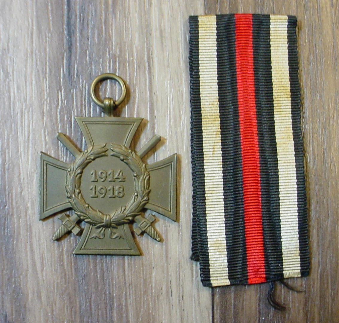 WWI GERMAN CROSS OF HONOUR FOR COMBATANTS AKA THE HINDENBURG CROSS ...