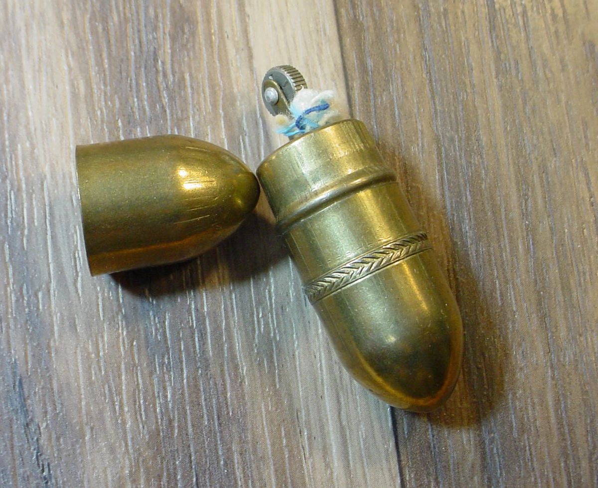 WWII GERMAN CIGARETTE LIGHTER, Item #3492