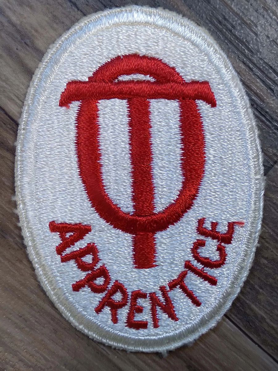 WWII U.S. ARMY APPRENTICE OCCUPATIONAL THERAPIST SHOULDER PATCH, Item #5067