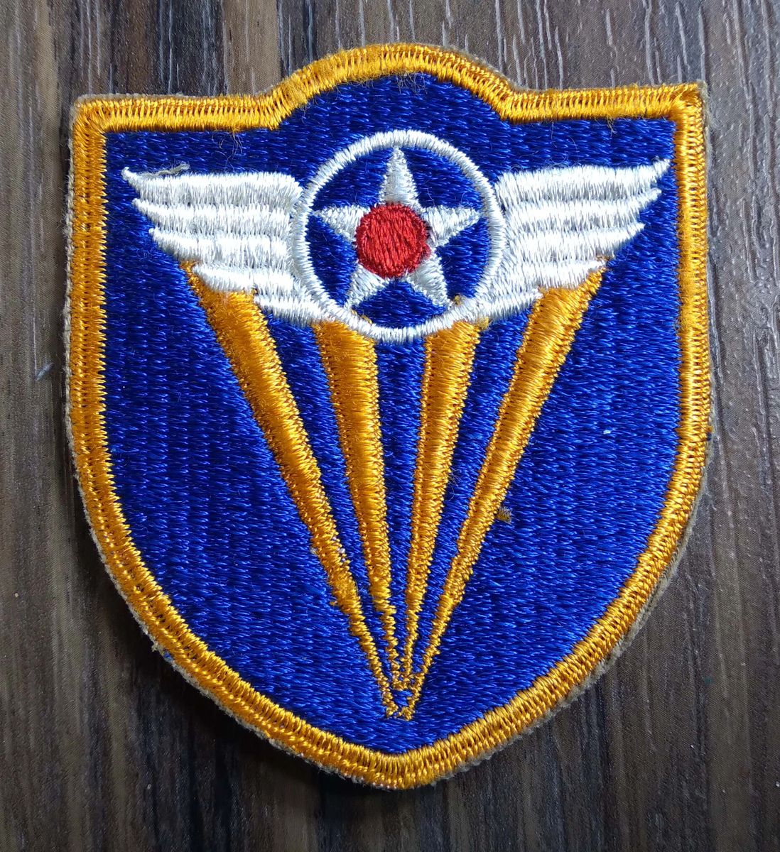 POST WWII US ARMY AIR FORCE AIR MATERIAL COMMAND AAF PATCH, Item #4964