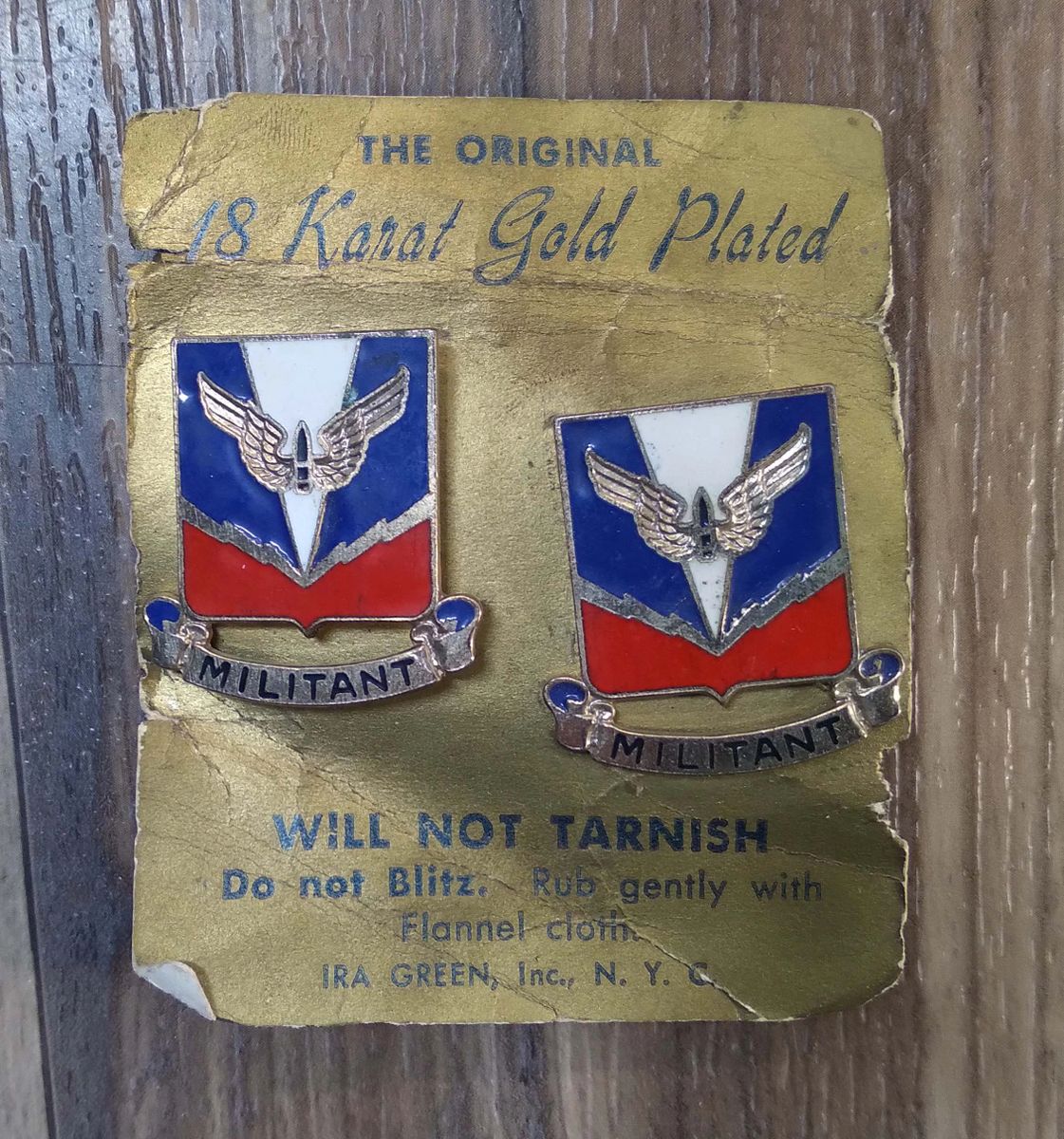 U.S. ARMY AIR DEFENSE SCHOOL UNIT CREST DUI PINS PAIR ON CARD IRA GREEN ...