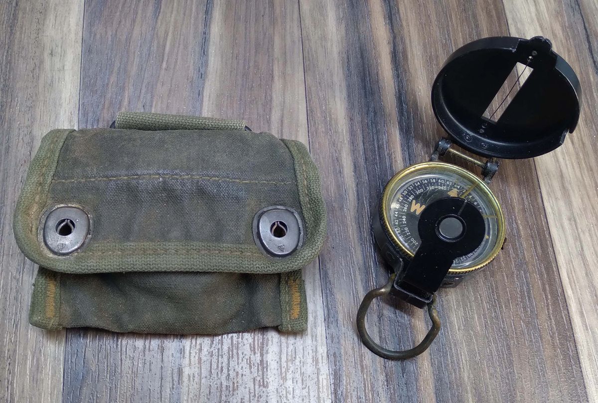 SOLD - WWII U.S. ARMY LENSATIC COMPASS IN POUCH 1944, Item #7141