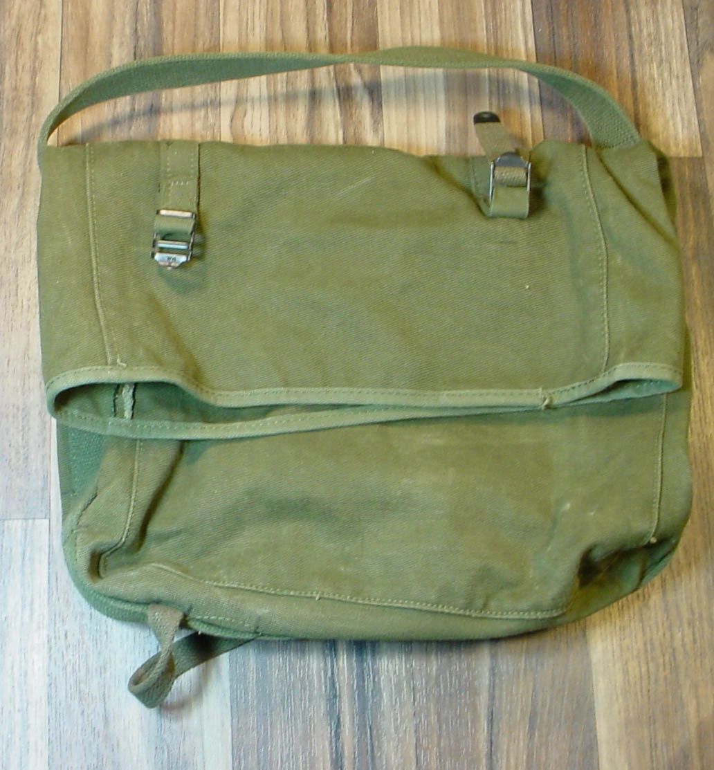 VIETNAM WAR USMC M-1941 FIELD PACK CARGO BAG, Item #3633