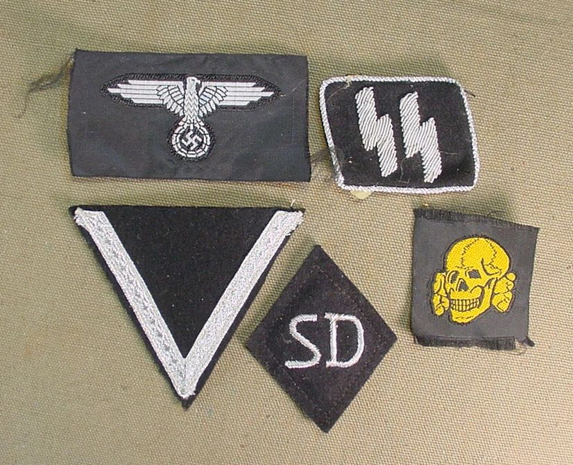 SOLD - REPRODUCTION WWII GERMAN SELECTION OF CLOTH SS INSIGNIA, Item #2574