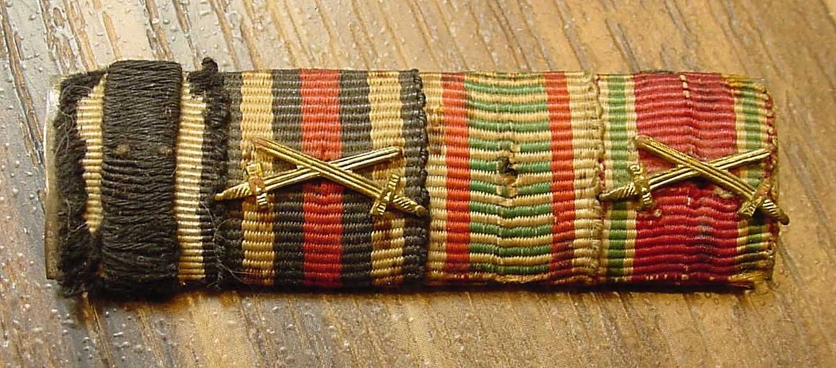 WWI GERMAN FOUR PLACE RIBBON BAR, WWI IRON CROSS, HINDENBURG CROSS WITH ...